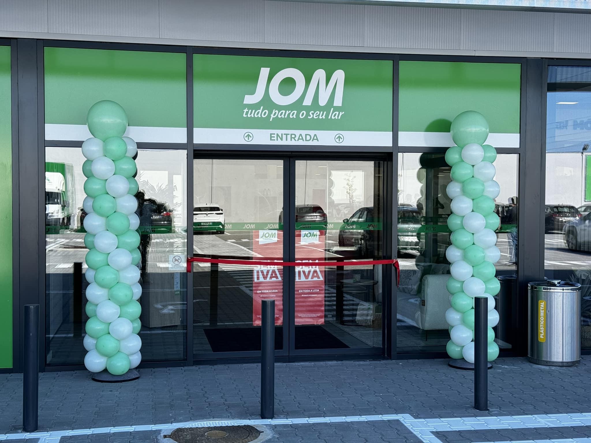 Nova loja da JOM abre hoje na Maia - Jornal Novo Regional