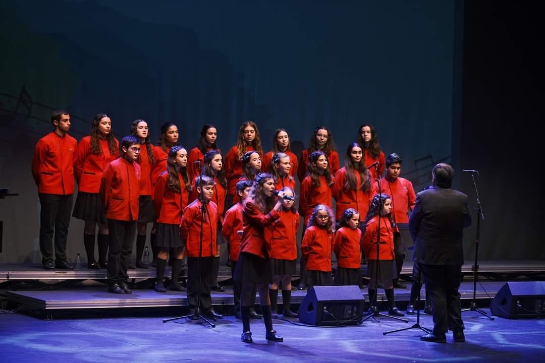 Pequenos Cantores da Maia contagiaram público em Bragança - Jornal Novo ...
